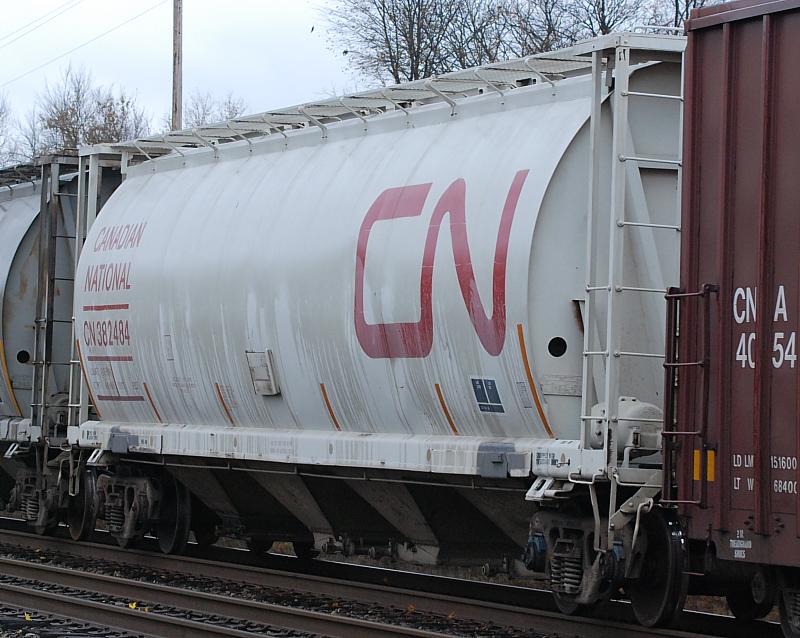 Cylindrical covered hopper cars